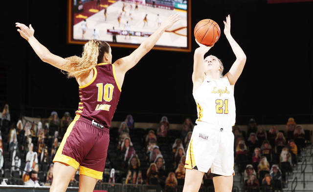 Eastern’s Allison Day helps Loyola make hoops history | The Ripley Bee
